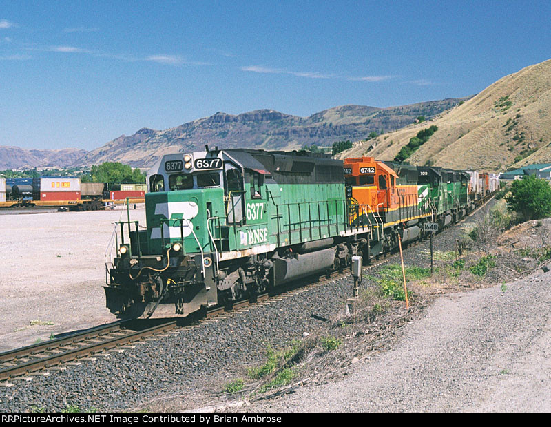 BNSF 6377 West